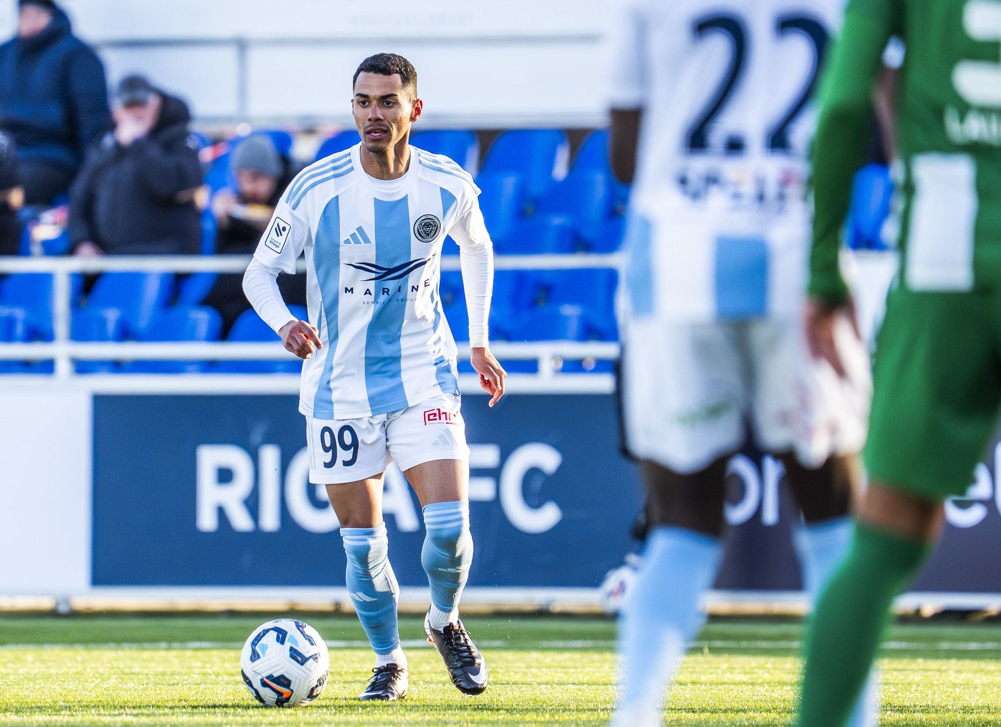 Jackson Kenio looking to revive form in Auda midfield - Baltic Football ...