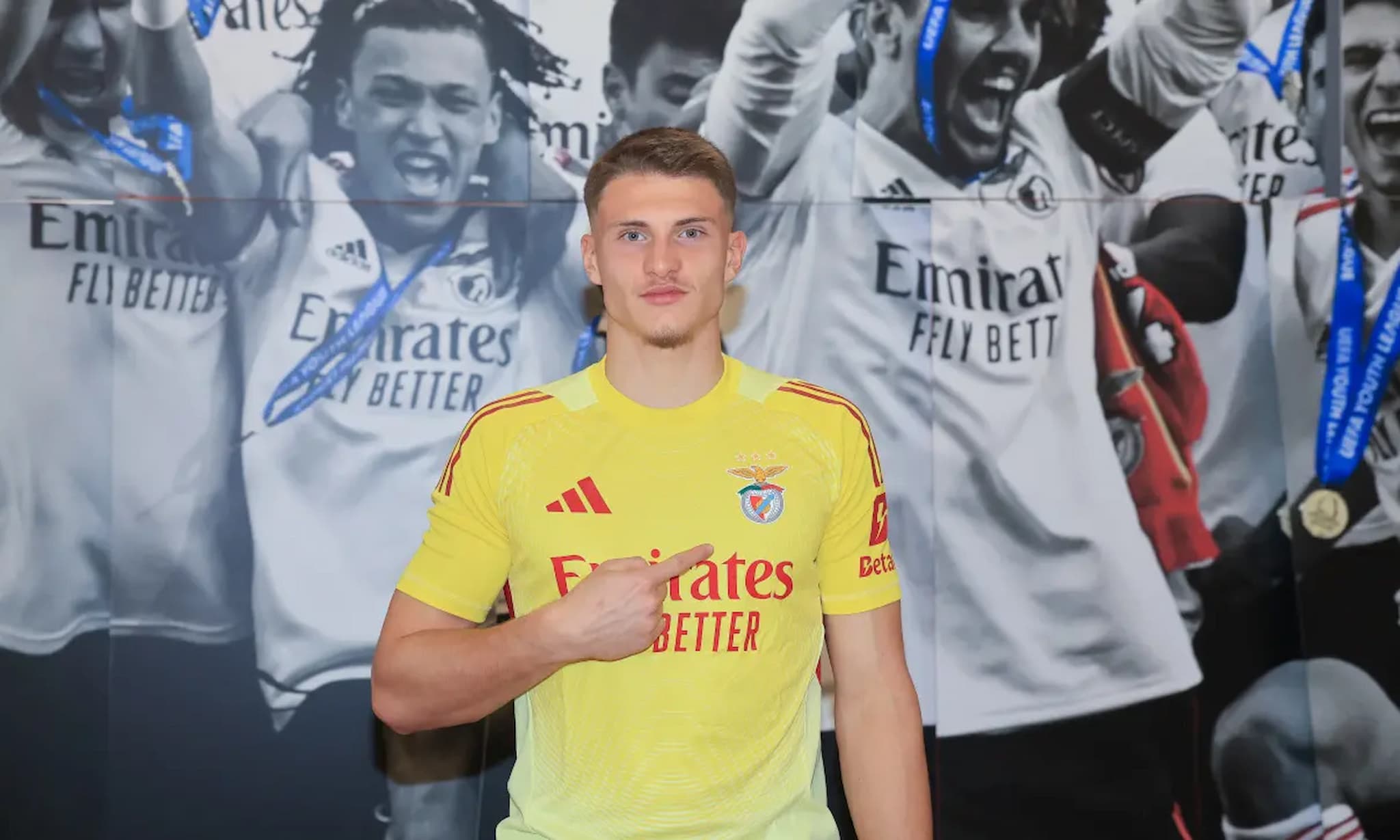 Voitinovičius for the first time named in the Benfica matchday squad ...